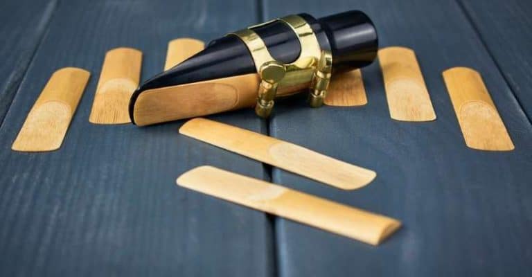 When To Change Your Saxophone Reeds For Best Results - Music Industry ...