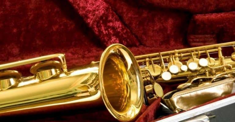 How to Clean a Saxophone at Home - Music Industry How To