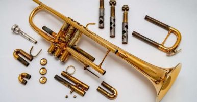 How To Play The Trumpet For Beginners - Music Industry How To