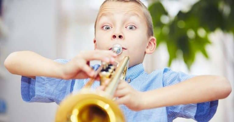 How to Breathe When Playing Trumpet (With Exercises) - Music Industry ...