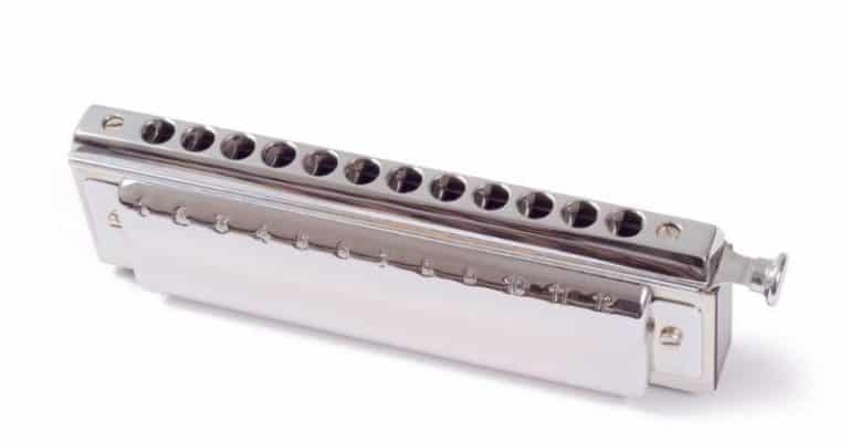 Diatonic Vs Chromatic Harmonica; Which Should You Buy? - Music Industry How To