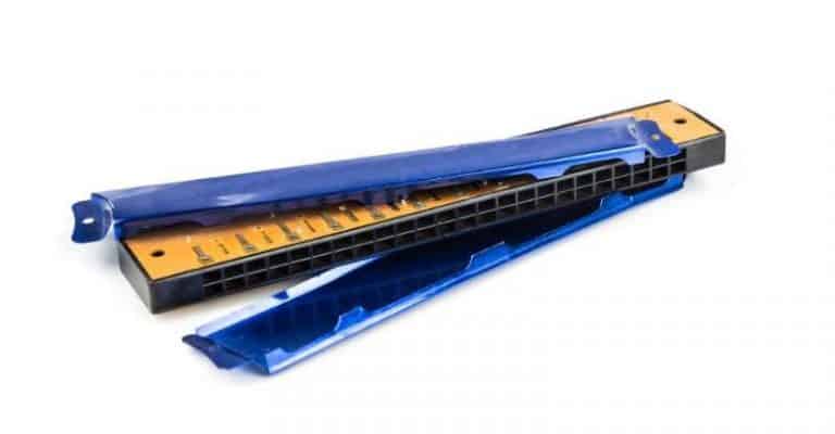 How To Fix An Out Of Tune Harmonica - Music Industry How To