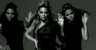 What Is Pop Music? With 7 Top Examples & History - Music Industry How To