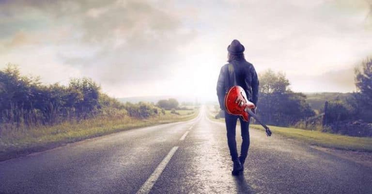 What is Country Music? With 9 Top Examples & History - Music Industry ...