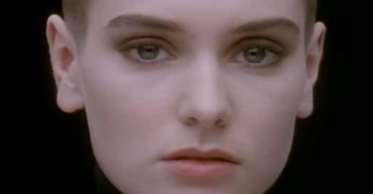 14 Famous Irish Singers, Some The Best Of All Time - Music Industry How To