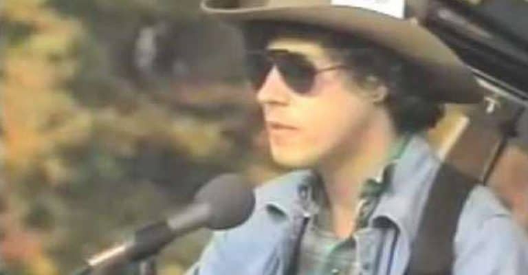 31 Best Songs About Motorbikes - Music Industry How To