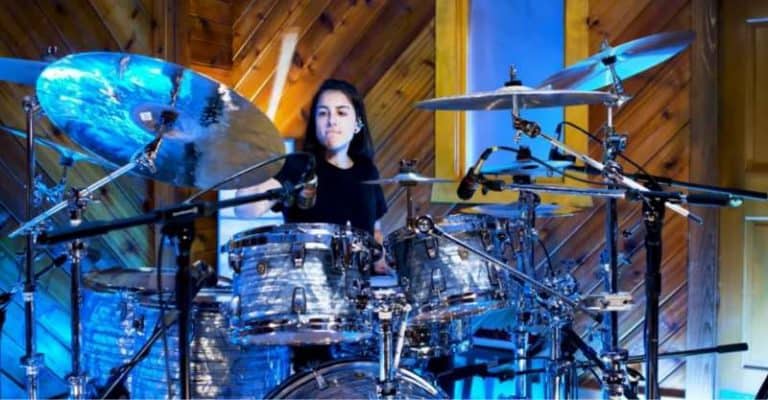 29 Best Female Drummers Of All Time - Music Industry How To