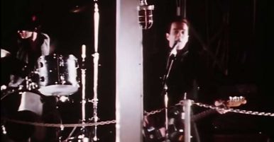 What Is Punk Music? With 9 Top Examples & History - Music Industry How To