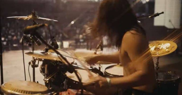 71 Best Drummers Of All Time - Music Industry How To