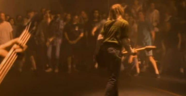 What Is Indie Rock Music? With 9 Top Examples & History - Music ...