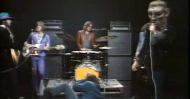 What Is Experimental Music? With 7 Top Examples & History - Music ...