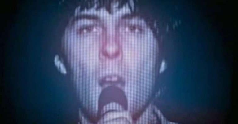 What Is Commercial Music? With 7 Top Examples & History - Music ...
