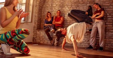 What Is Freestyle Dance? With 13 Top Examples & History - Music ...