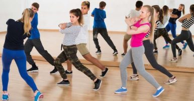 What Is Freestyle Dance? With 13 Top Examples & History - Music ...