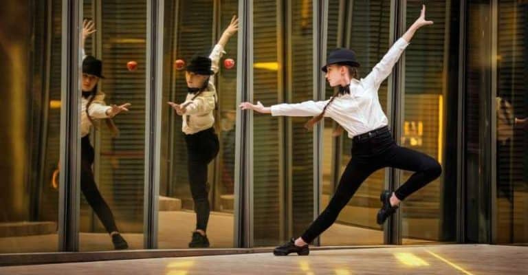 What Is Jazz Dance? With 12 Top Examples & History - Music Industry How To