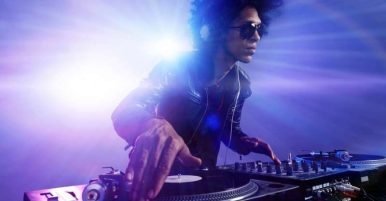 What Does a DJ Do? With Real Examples - Music Industry How To