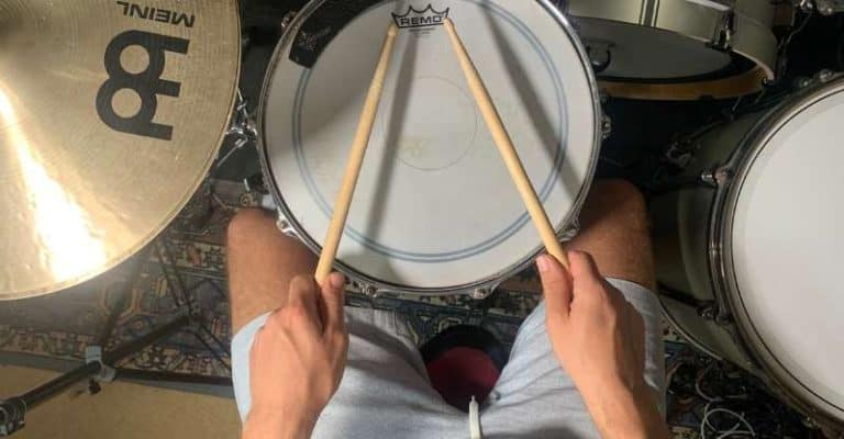 How To Hold Drum Sticks For Beginners; Examples From a Pro - Music ...