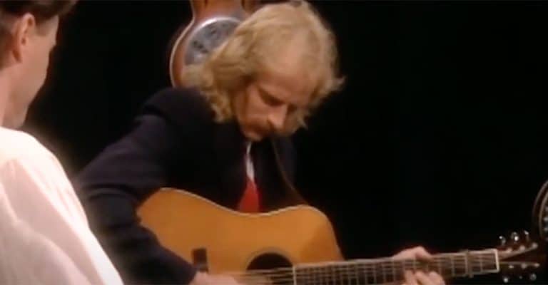31 Best Bluegrass Guitarists - Music Industry How To