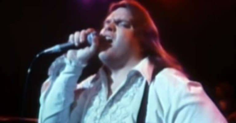 51 Male Singers With Long Hair - Music Industry How To