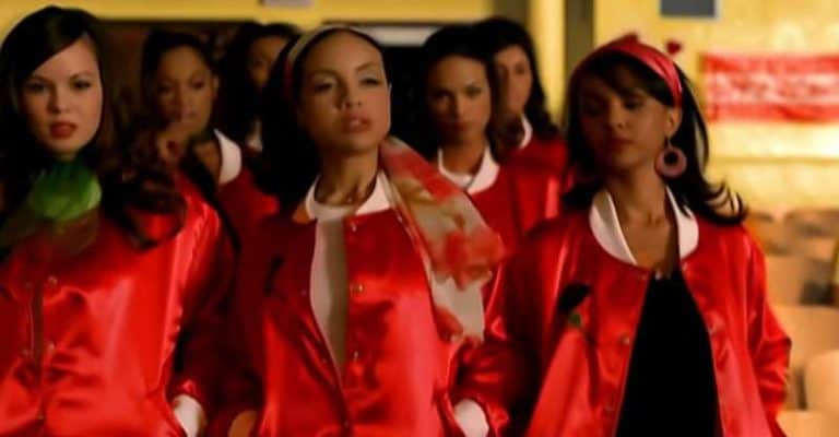 27 Best Songs About Roses - Music Industry How To