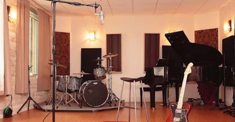 28 Best Miami Recording Studios - Music Industry How To