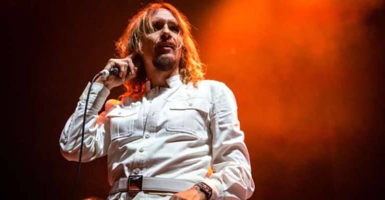 25 Best Male High-Pitched Singers - Music Industry How To