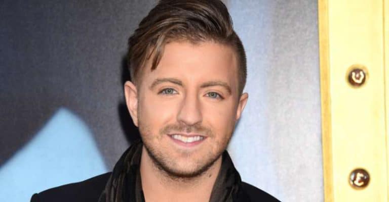 25 Best Male High-Pitched Singers - Music Industry How To