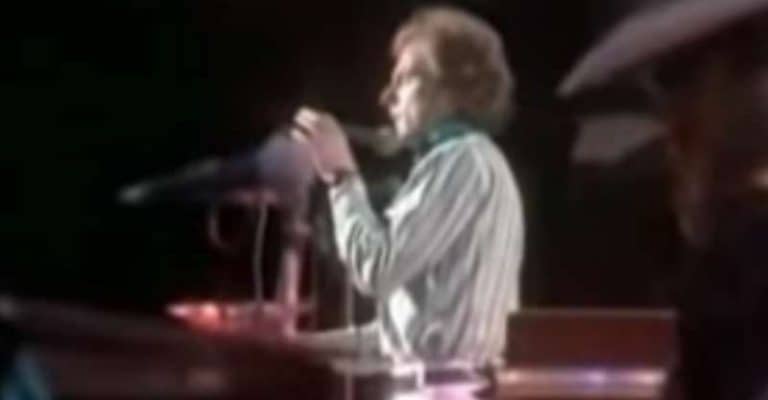 17 Best Songs About August - Music Industry How To