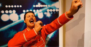 25 Best Singers With Perfect Pitch - Music Industry How To