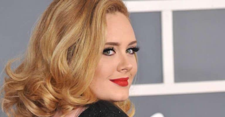 25 Best Singers With Perfect Pitch - Music Industry How To