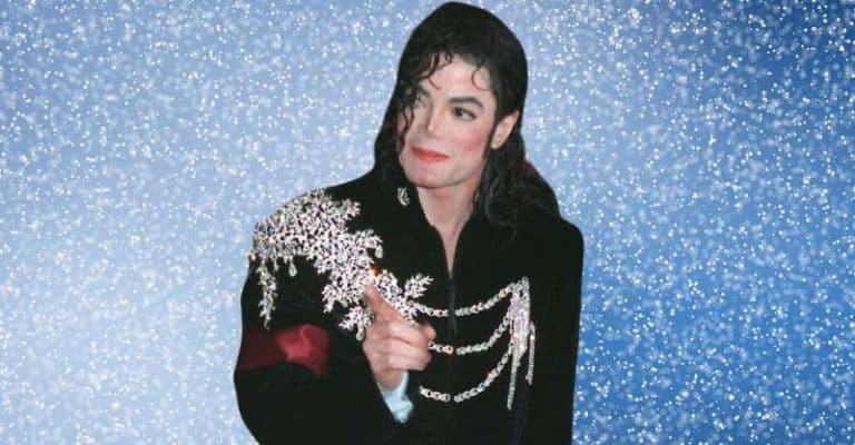 25 Best Singers With Perfect Pitch - Music Industry How To