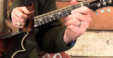19 Easy Mandolin Songs For Beginners - Music Industry How To