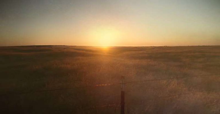 11 Best Country Songs About Sunsets - Music Industry How To