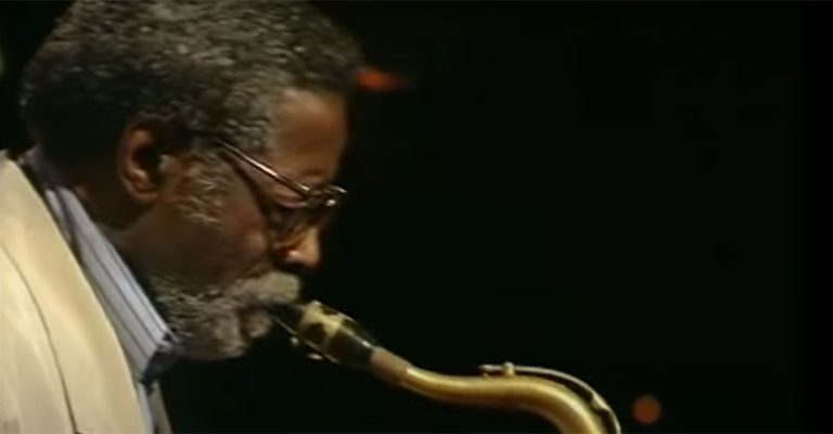 53 Best Saxophone Players, All Very Famous - Music Industry How To