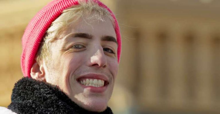 31 Best Gay Male Singers - Music Industry How To