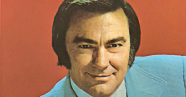 27 Best Male Country Singers Of The 60s - Music Industry How To