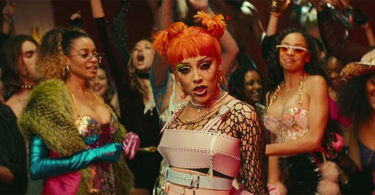 27 Best Girl Songs For Instagram Stories - Music Industry How To