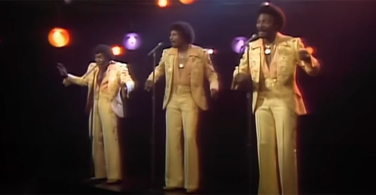 13 Best Male R&B Singers Of The 70s - Music Industry How To